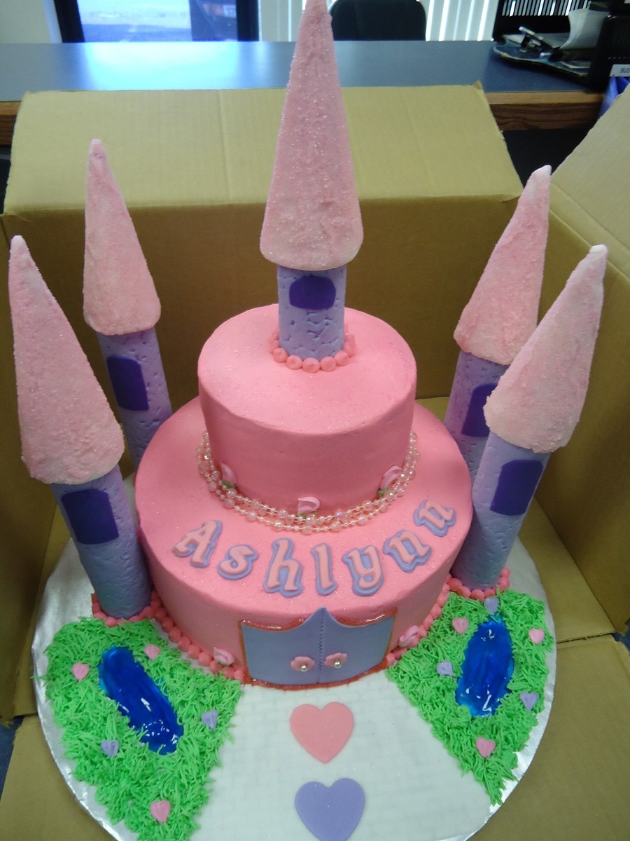 First Castle Cake - CakeCentral.com