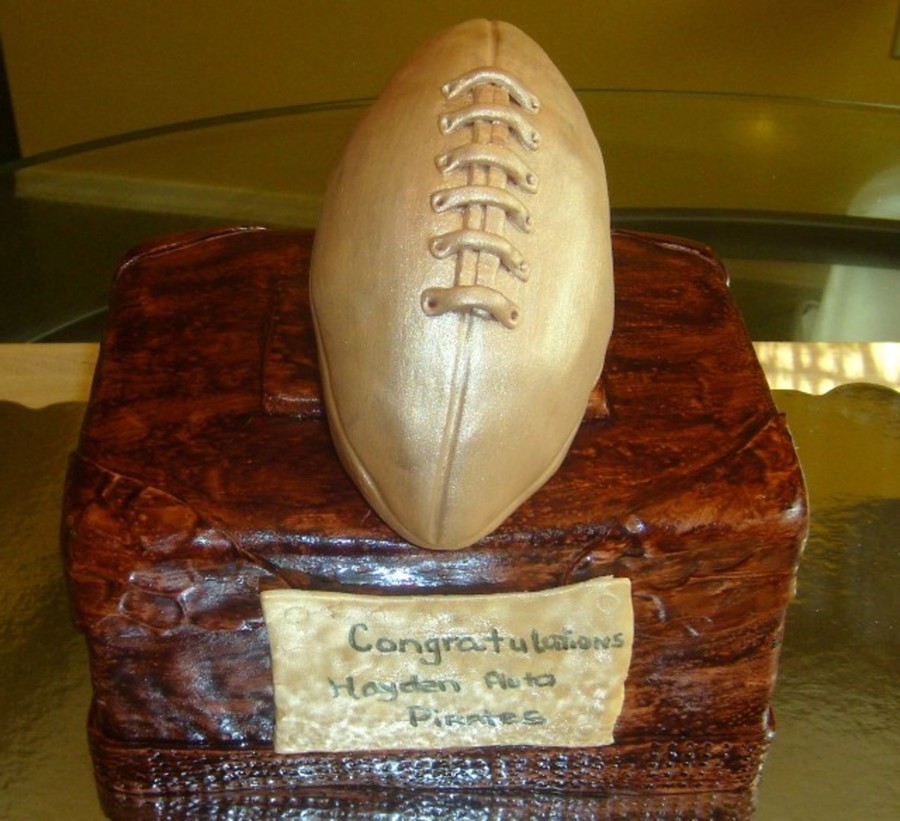 Kam's Team Trophy Cake - CakeCentral.com