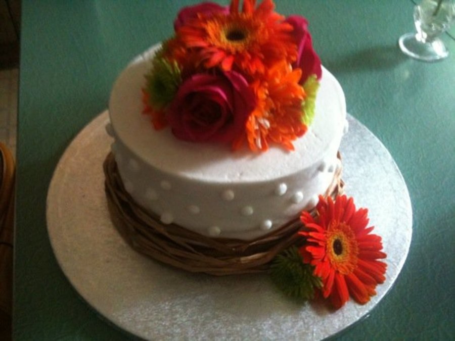 Daisy Cake - CakeCentral.com