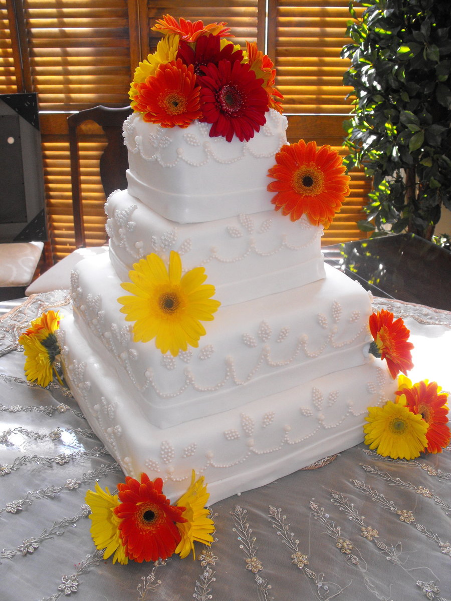 Daisy Delight - CakeCentral.com