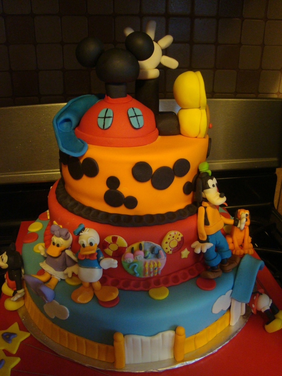 Mickey Mouse Club House - CakeCentral.com