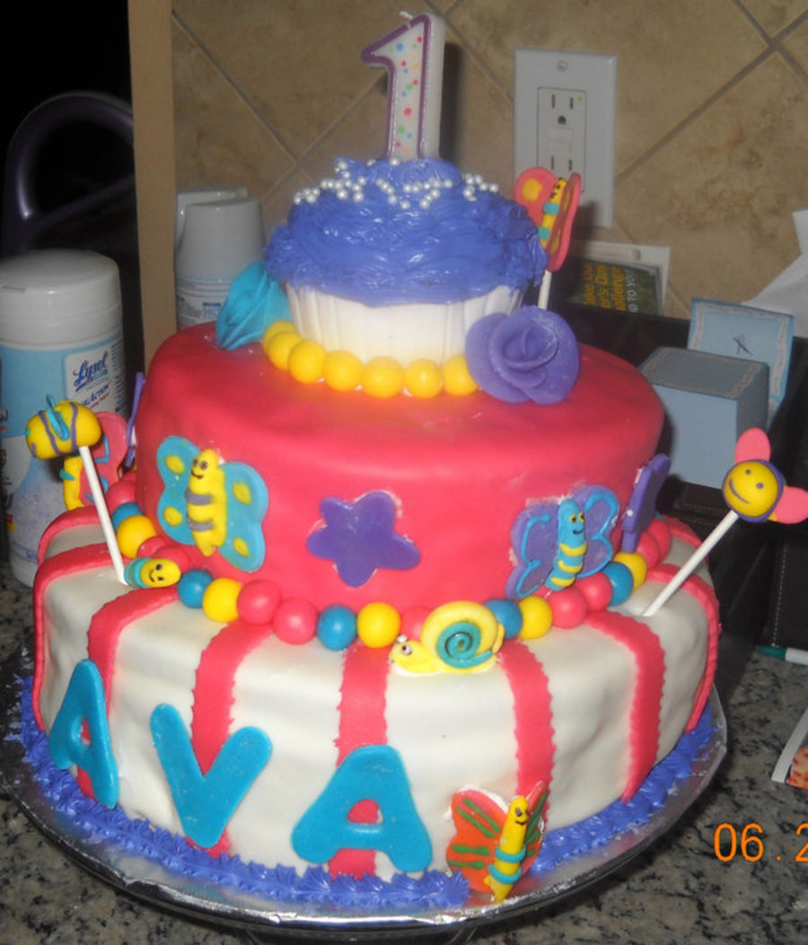 Ava'a 1St Birthday Cake - CakeCentral.com