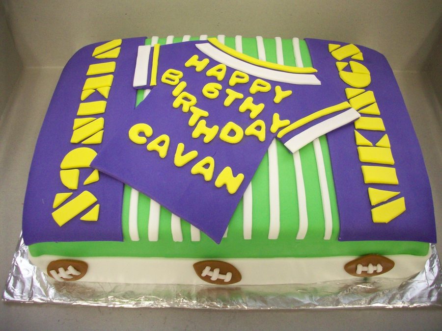 Vikings Birthday Cake - CakeCentral.com