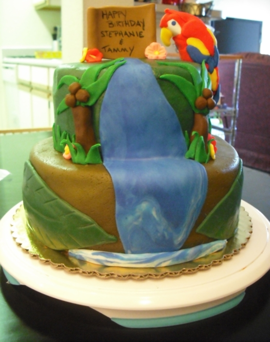Rainforest Parrot Cake - CakeCentral.com