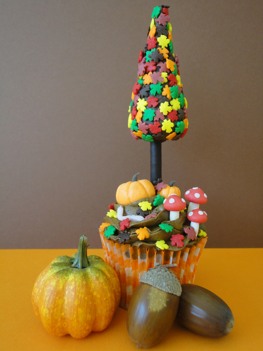 Holland's Cupcake Challenge - Fall - CakeCentral.com