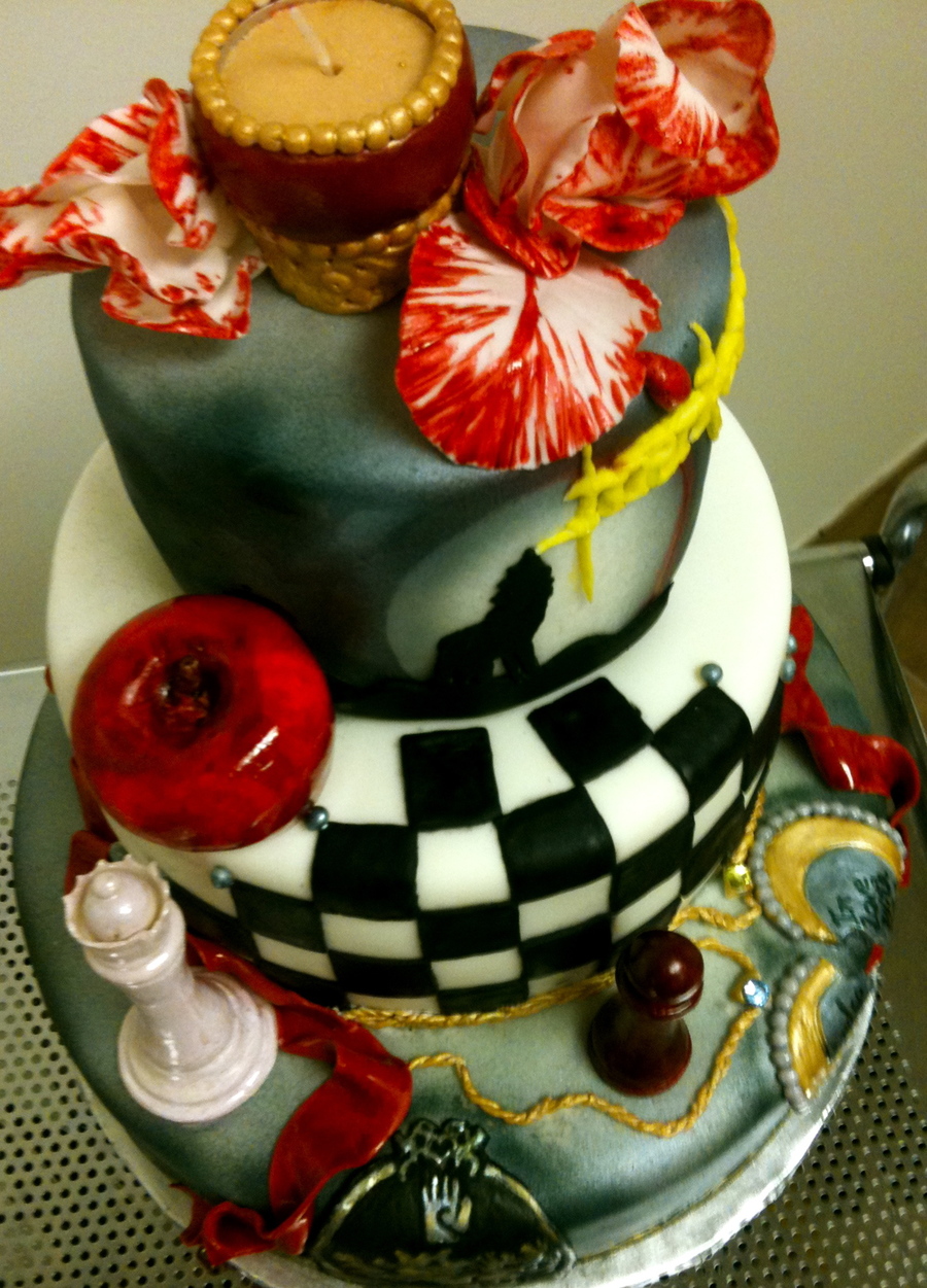 Twilight Cake - CakeCentral.com