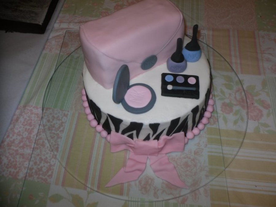Mary Kay Birthday Cake - CakeCentral.com