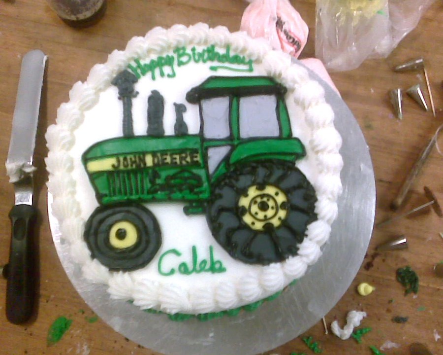 John Deere Tractor - CakeCentral.com