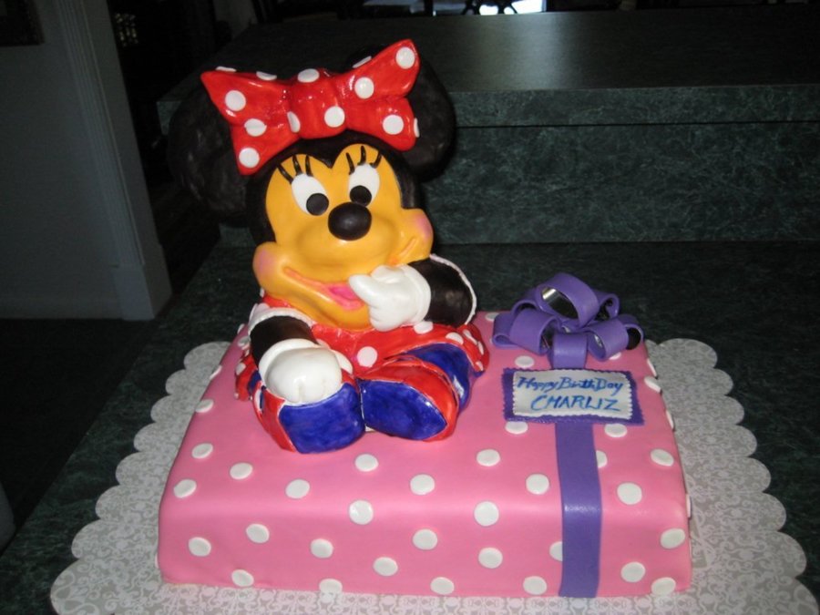 Minnie Mouse - CakeCentral.com