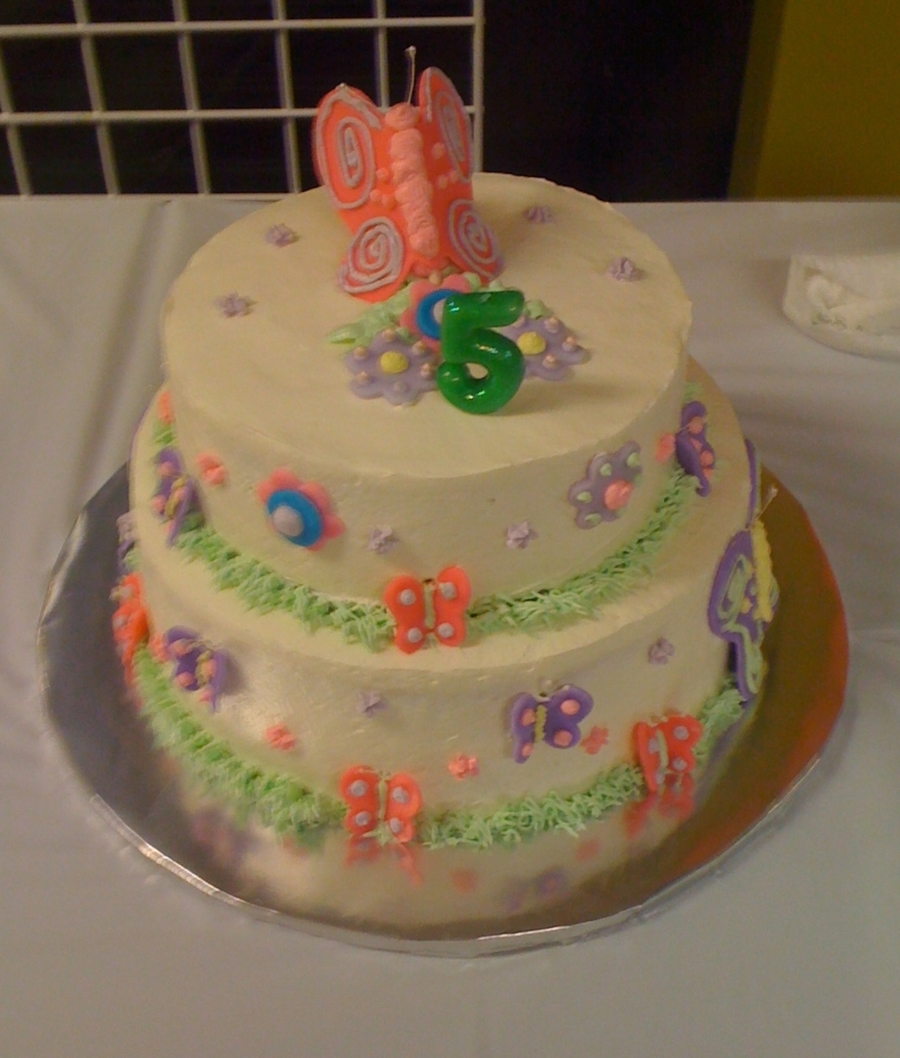 Butterfly And Flowers - CakeCentral.com