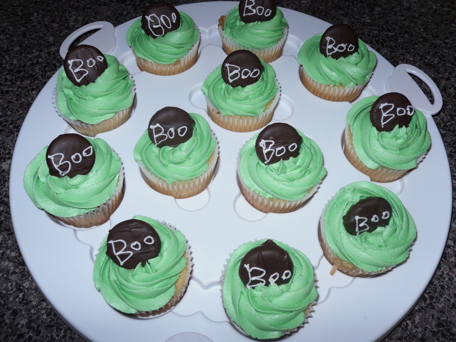 Halloween "boo!" Cupcakes! - CakeCentral.com