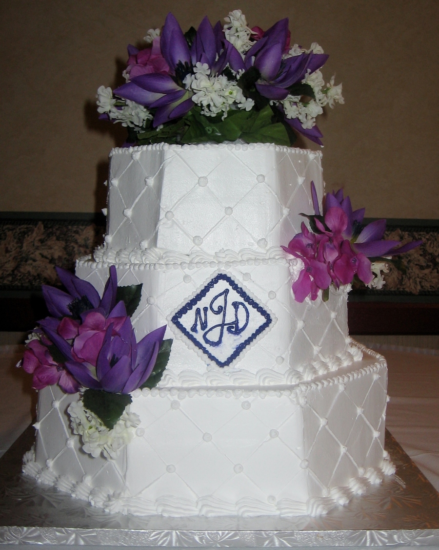 Octagonal Wedding Cake - CakeCentral.com