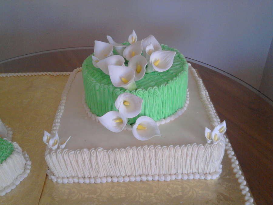 Lily - CakeCentral.com