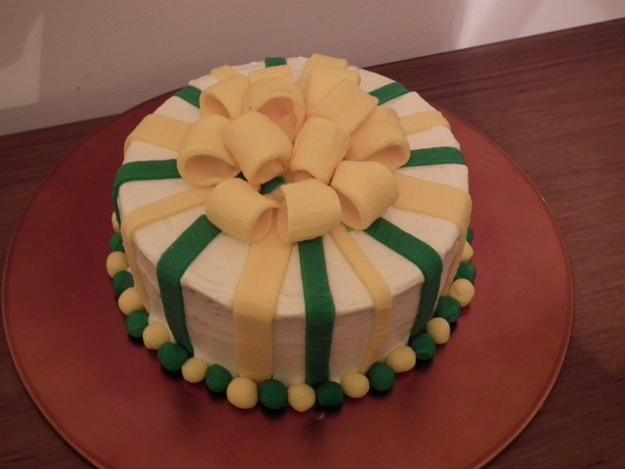 First Time Bow - CakeCentral.com