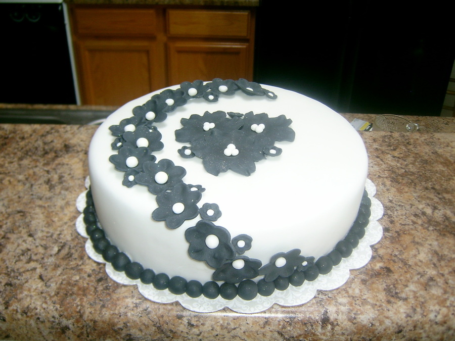 Black Flower Cake - CakeCentral.com