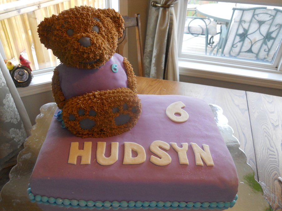 Build A Bear Cake - CakeCentral.com