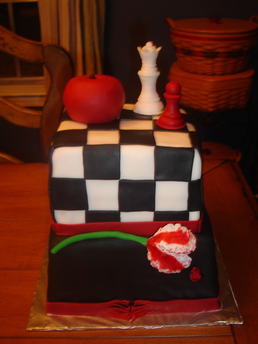 Twilight Cake - CakeCentral.com