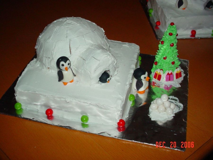Penguins - Igloo - CakeCentral.com