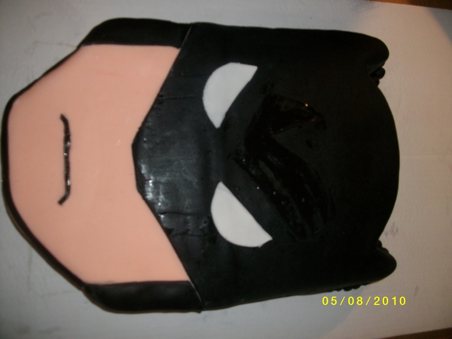 Batman Face Cake - CakeCentral.com