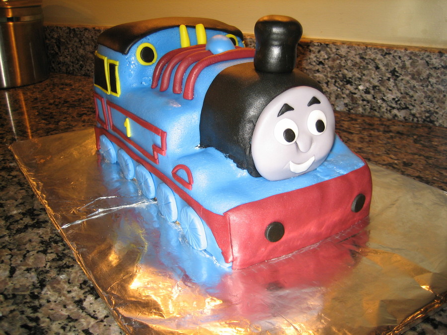 Thomas The Train Cake - CakeCentral.com