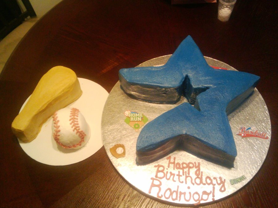 Houston Astro Cake - CakeCentral.com