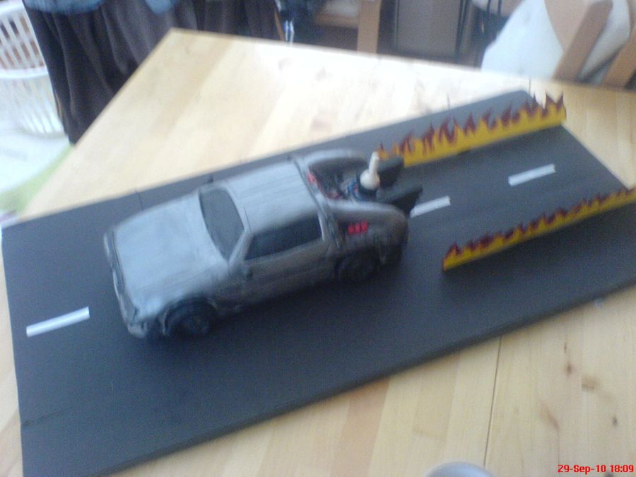 Back To The Future Delorean Cake - CakeCentral.com