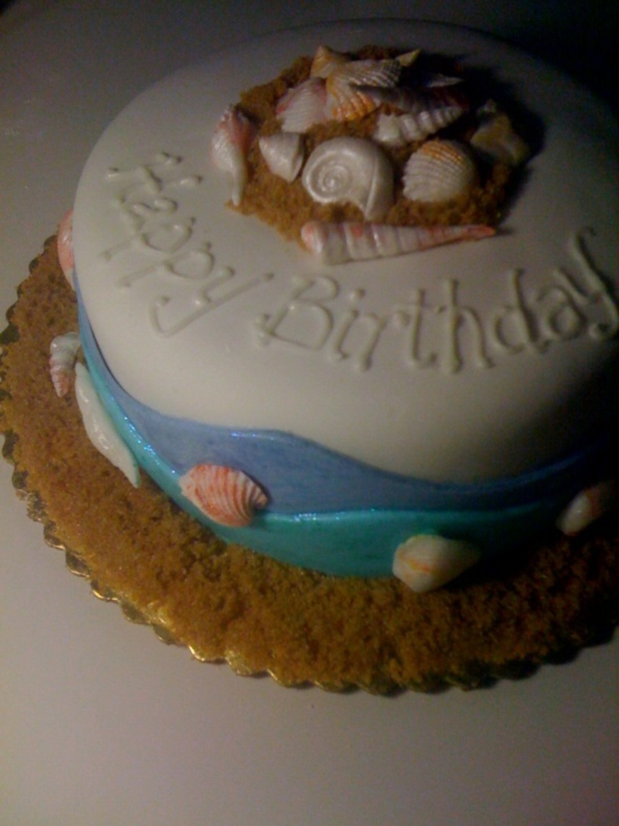 Seashells Cake - CakeCentral.com