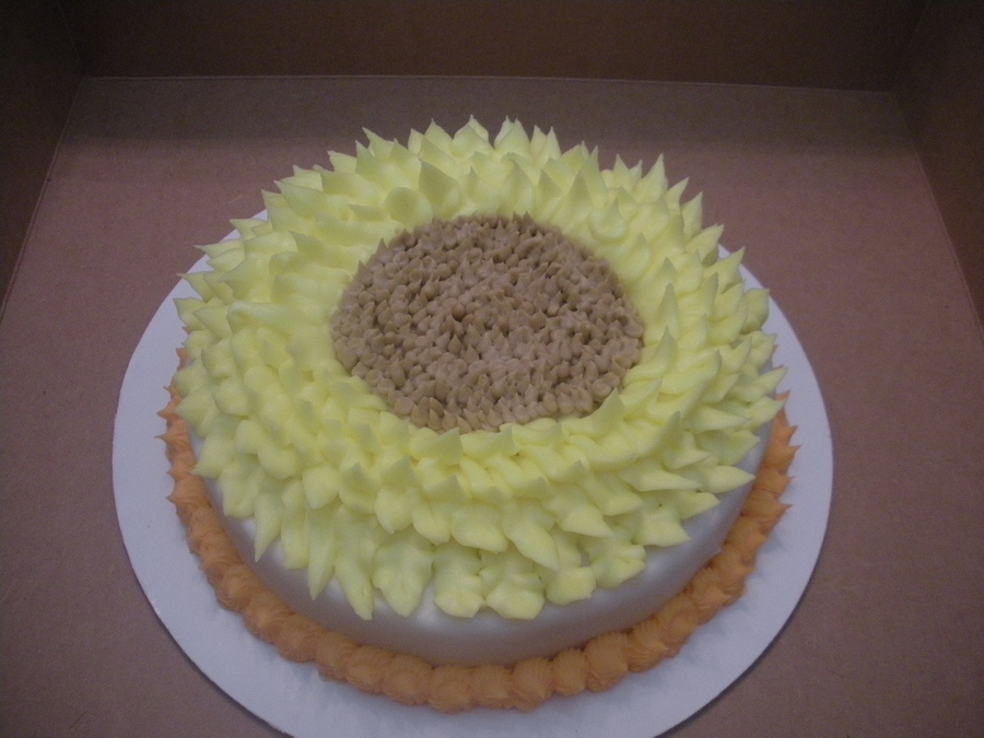 Sunflower - CakeCentral.com