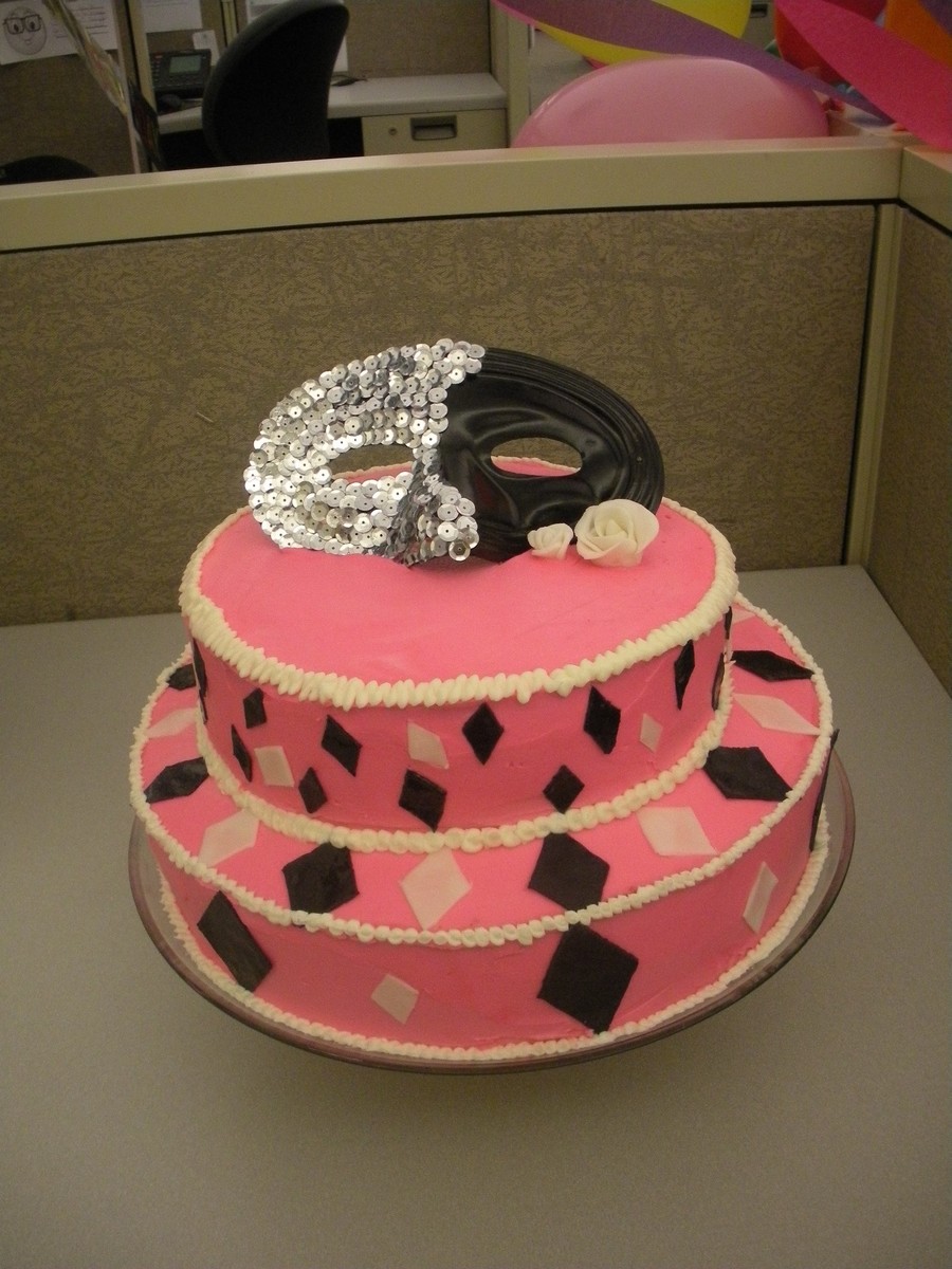 Diva Cake - CakeCentral.com