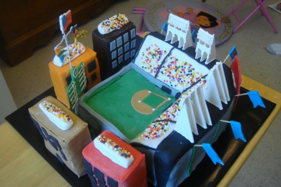 Wrigley Field Cake - CakeCentral.com