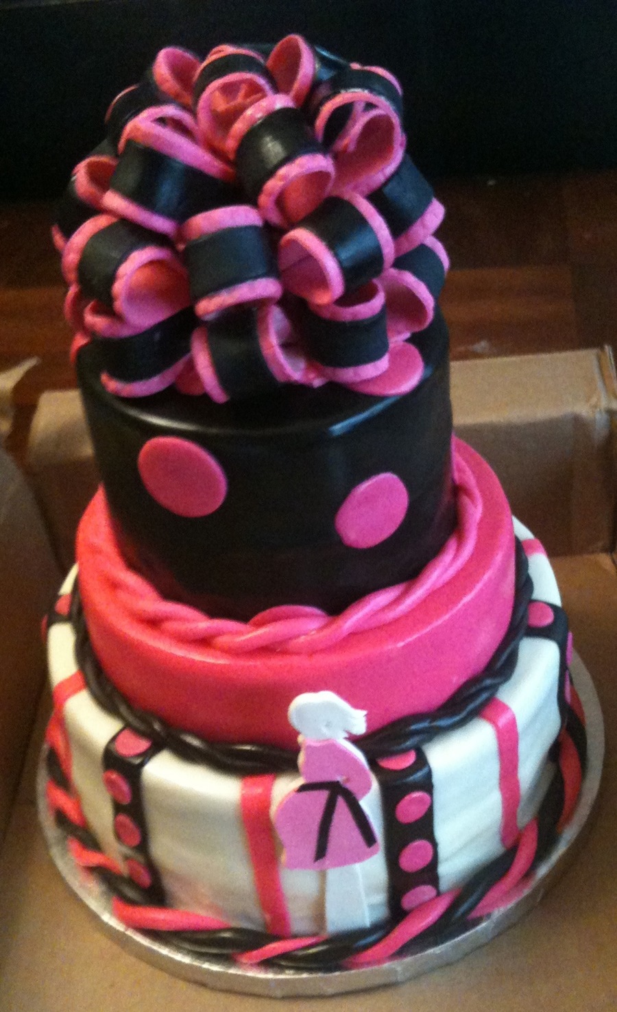 Mod Baby Shower Cake - CakeCentral.com