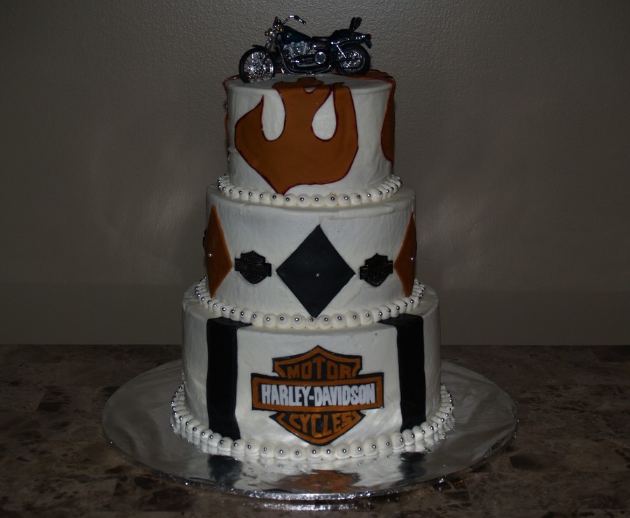 Harley Cake - CakeCentral.com