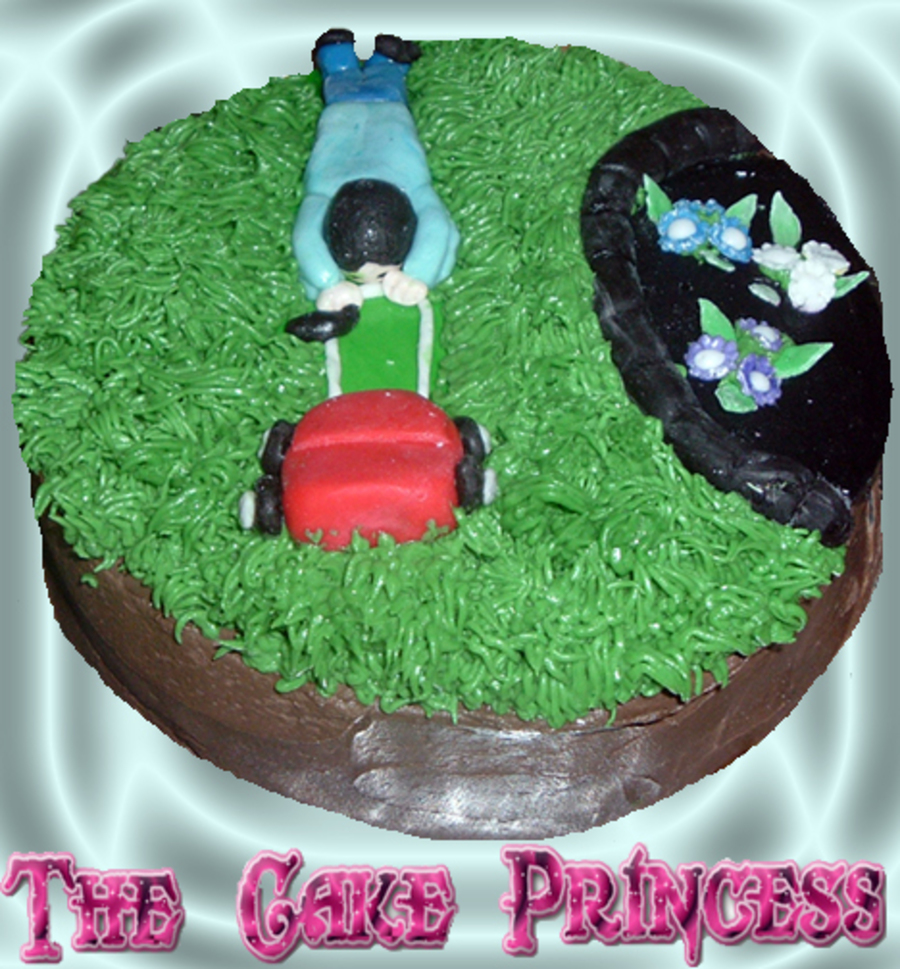 Mowing The Lawn Cake - CakeCentral.com