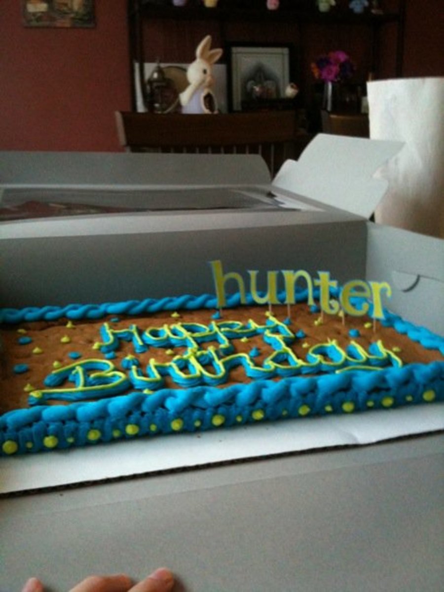 Hunter's Cookie Cake - CakeCentral.com