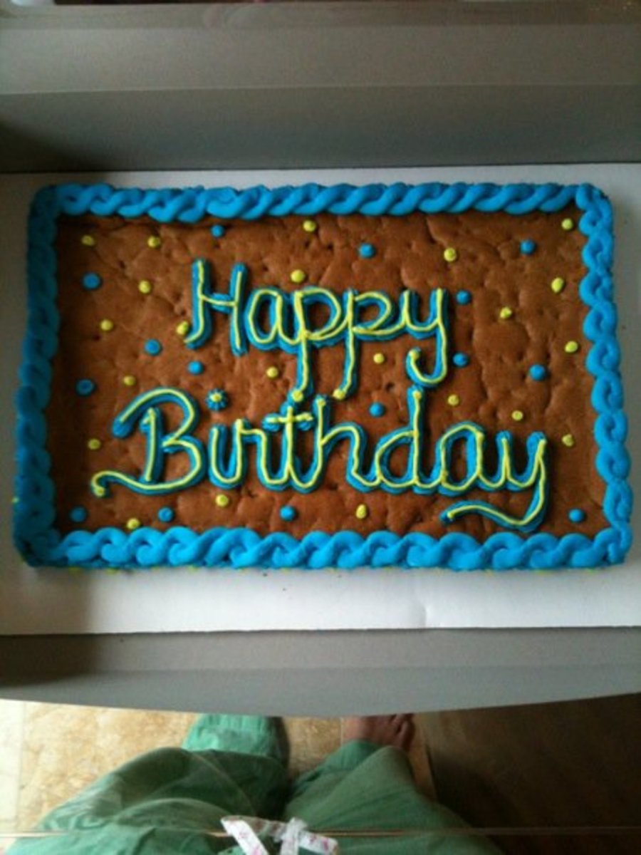 Hunter's Cookie Cake - CakeCentral.com