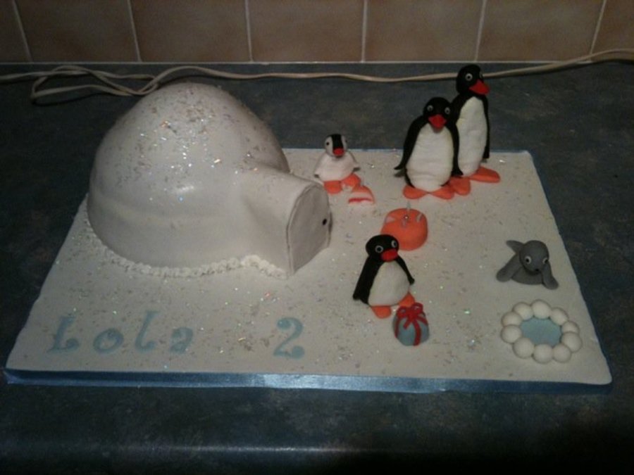 Pingu Birthday Cake - CakeCentral.com