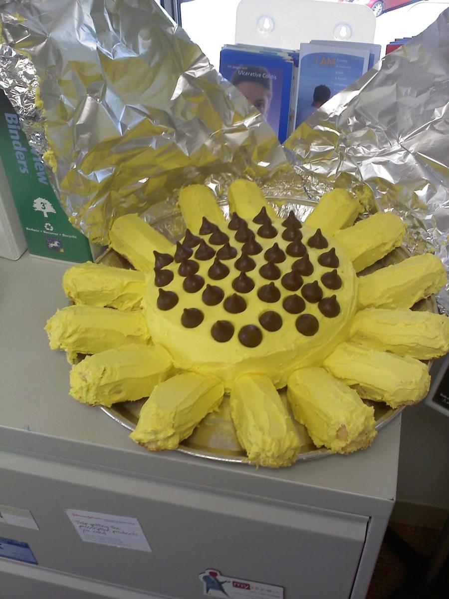 Sunflower Cake - CakeCentral.com