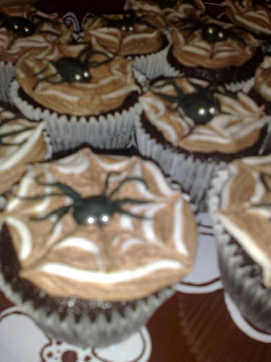 Spider Cupcakes - CakeCentral.com
