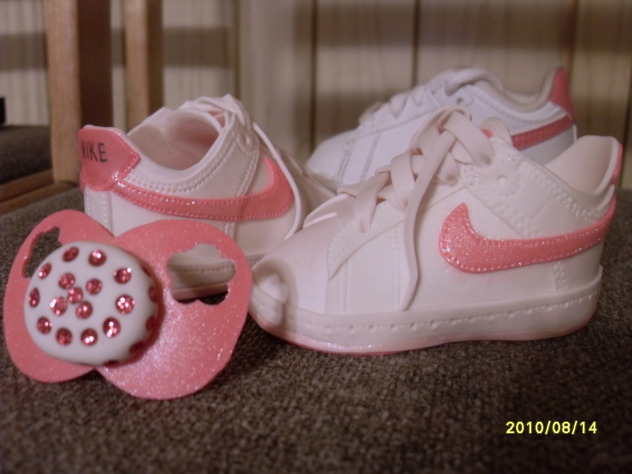 Nike Shoes - CakeCentral.com