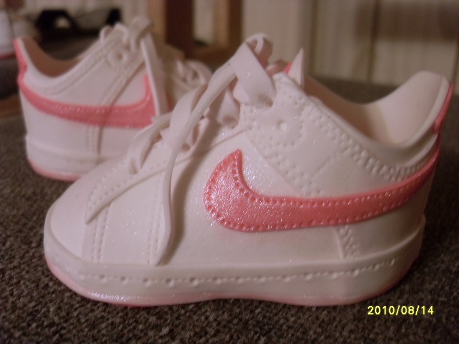 Nike Shoes - CakeCentral.com