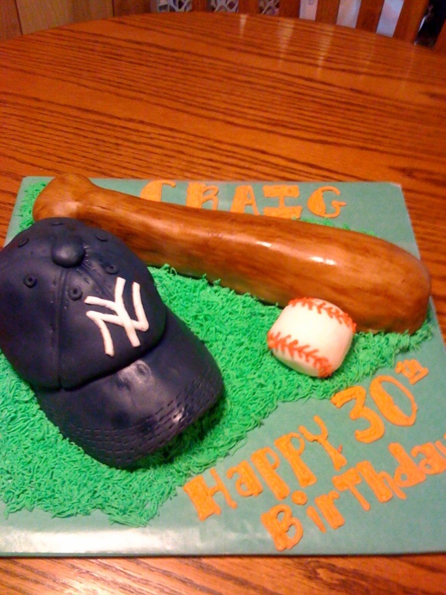 New York Yankees Baseball Theme Cake - CakeCentral.com