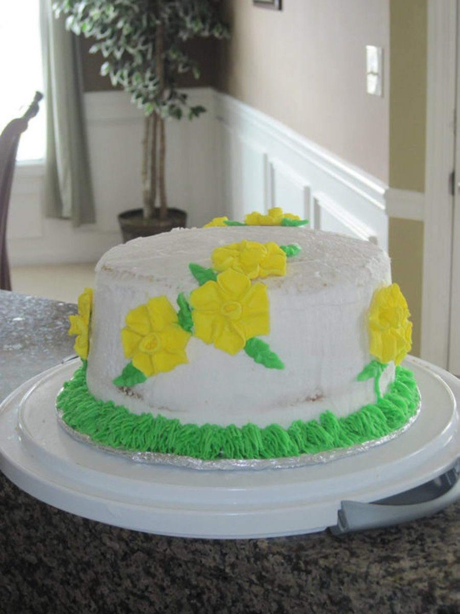Daffodil Cake - CakeCentral.com