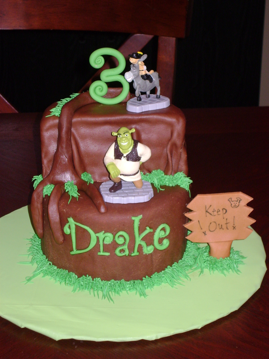Shrek Birthday Cake - CakeCentral.com