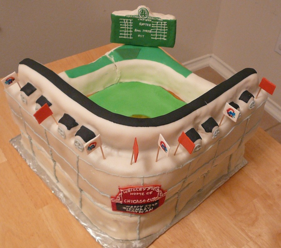 Wrigley Field - CakeCentral.com