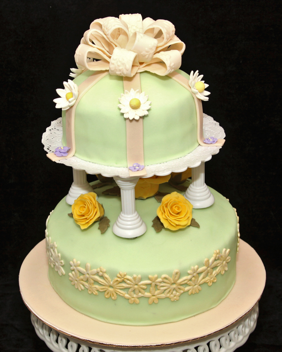 Bow Cake - CakeCentral.com