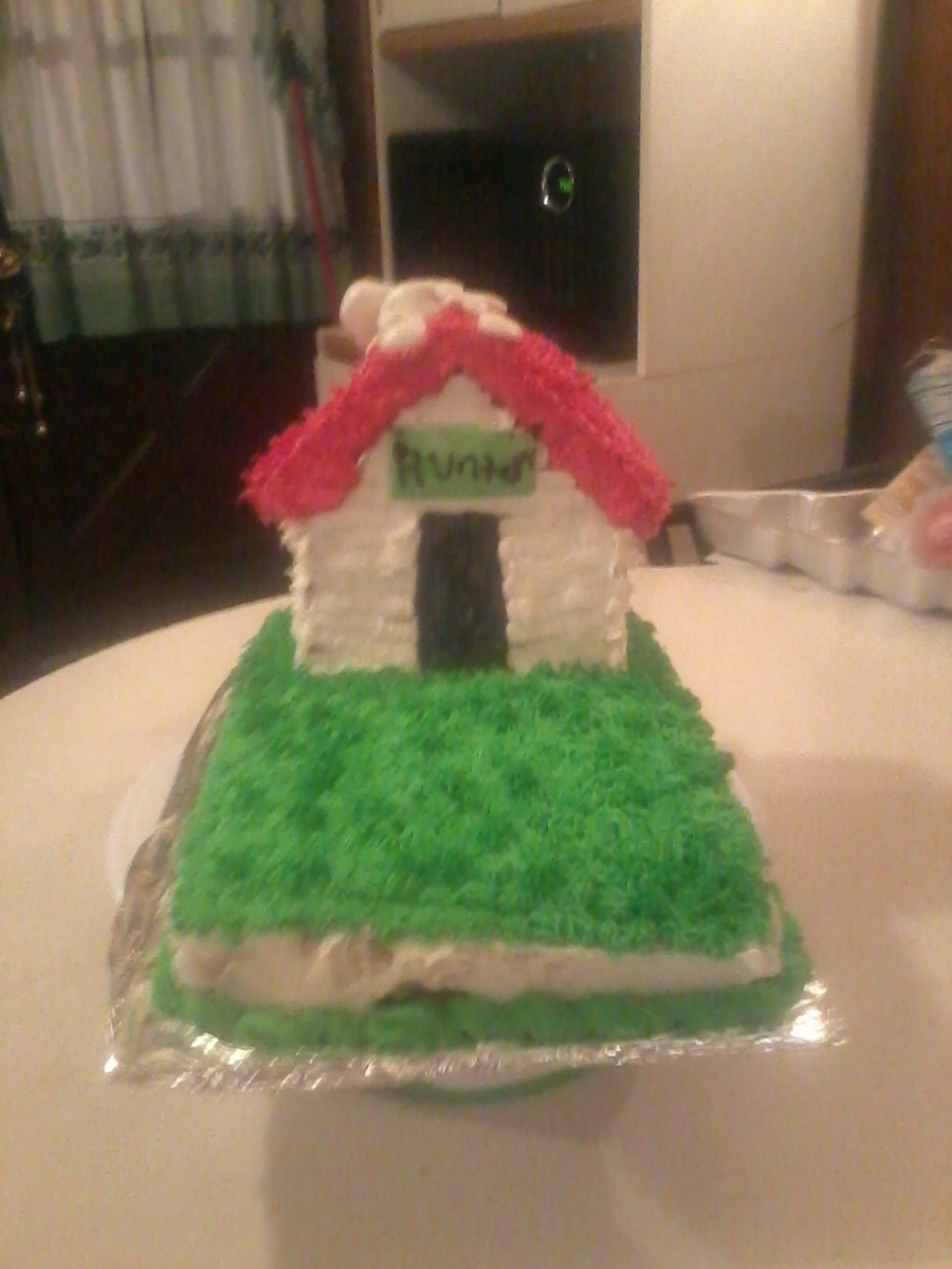 Dog House Cake - CakeCentral.com