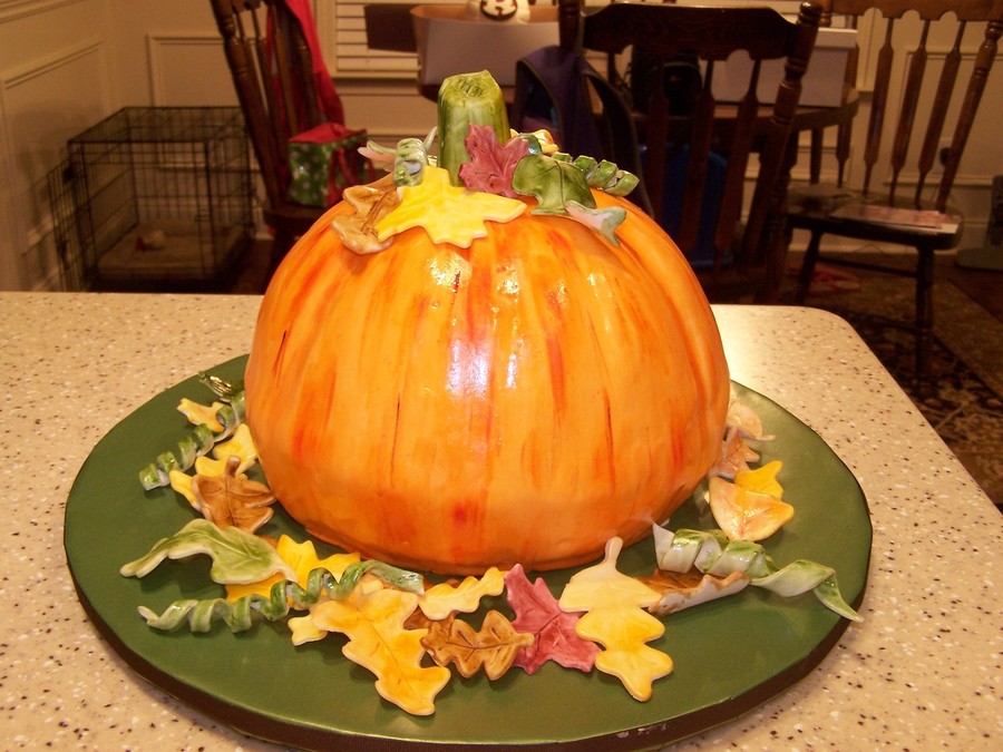 Thanksgiving Pumpkin - CakeCentral.com
