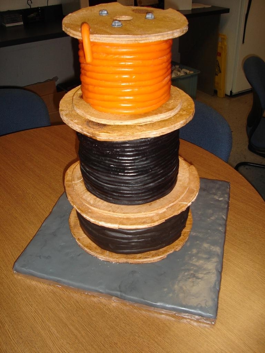 Cable Reel Cake - CakeCentral.com