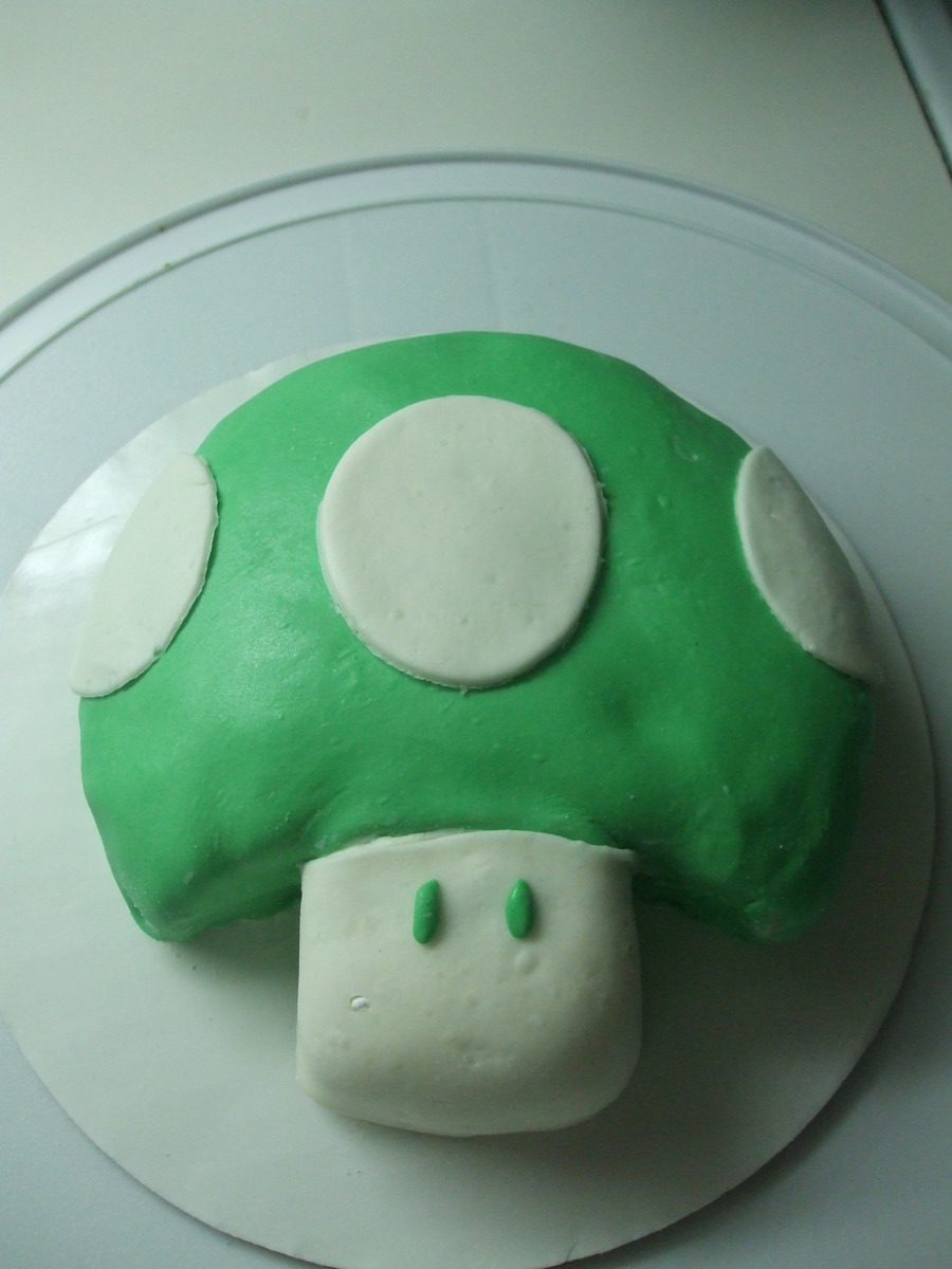 1Up Mushroom Cake - CakeCentral.com