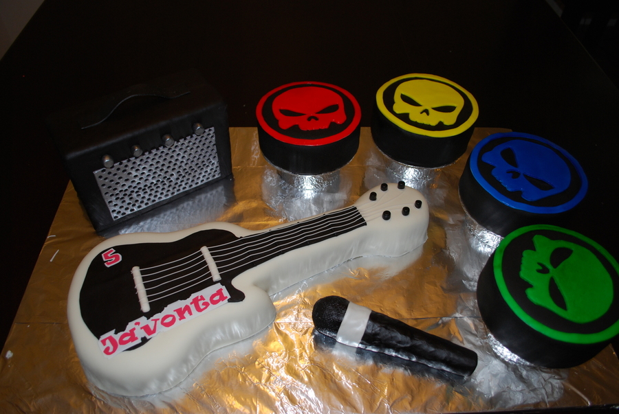 Party Like A Rock Star - CakeCentral.com